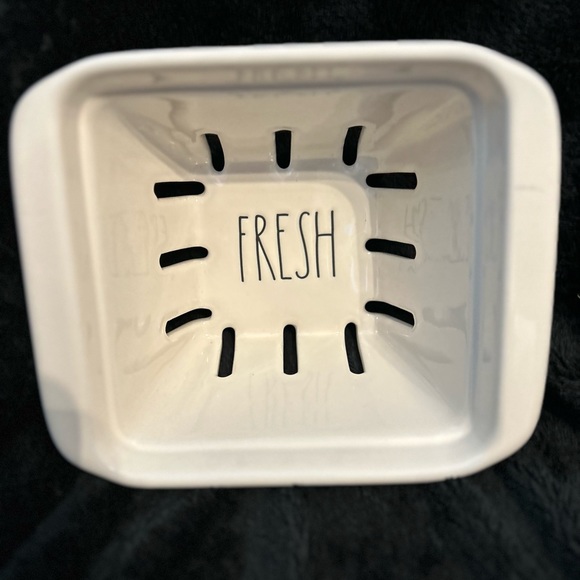 Rae Dunn | Kitchen | Rae Dunn Fresh White Colander New | Poshmark